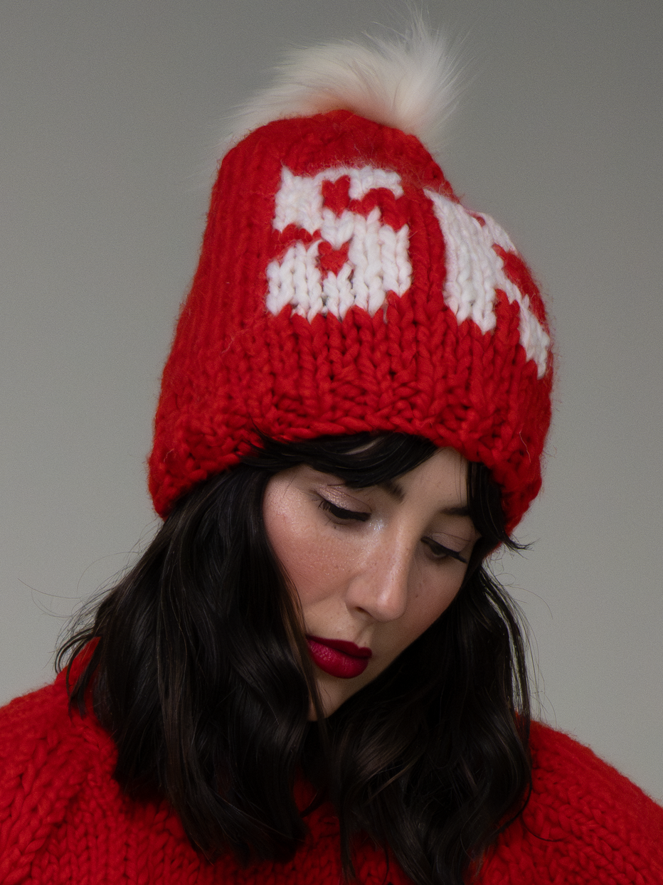 SKI Toque with Removable POM – GOGO Sweaters