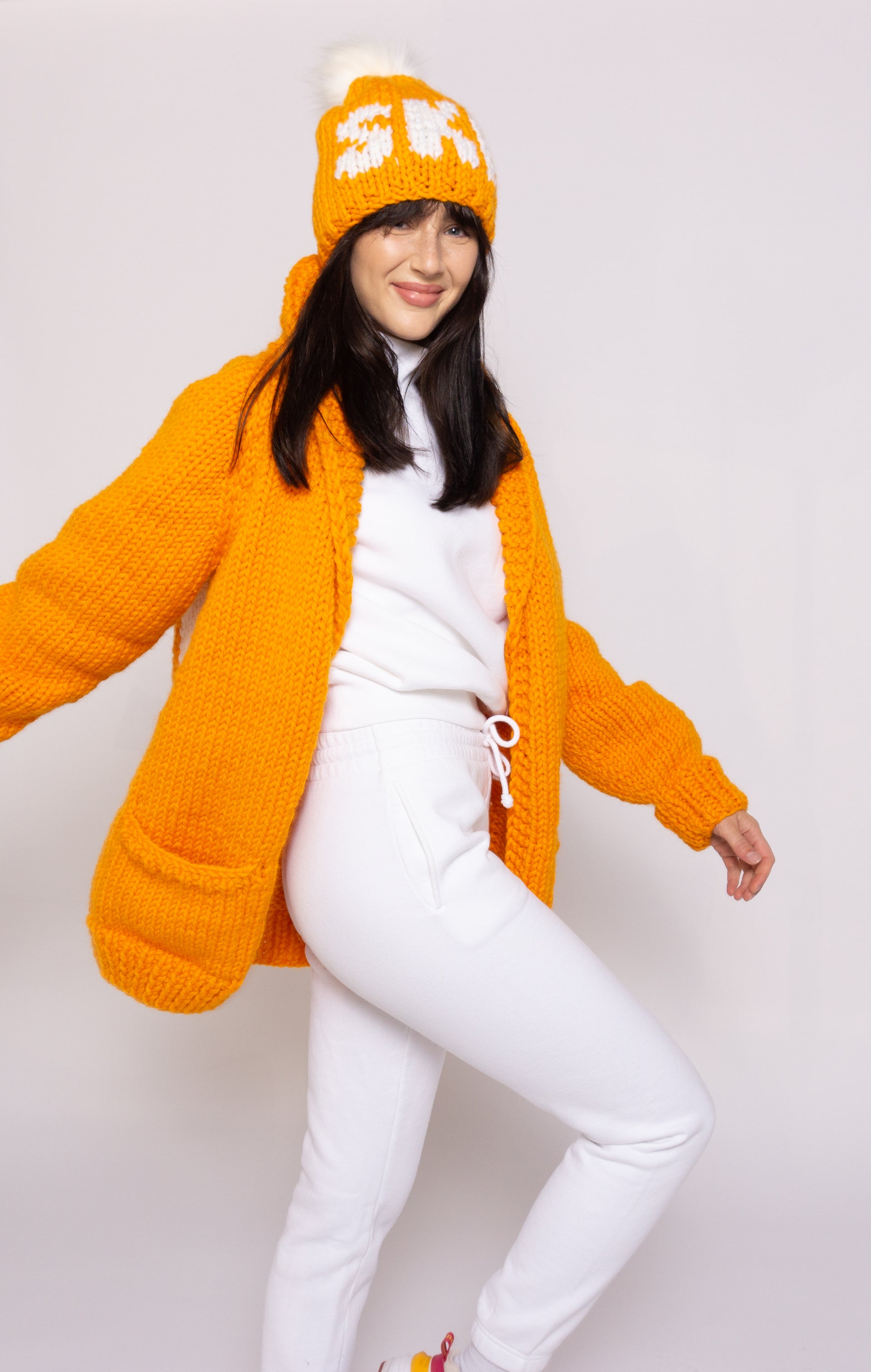 SKI Toque with Removable POM – GOGO Sweaters